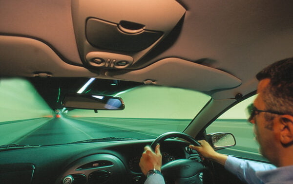 Xypex Patch’n Plug: Hydraulic Concrete Patch Compound